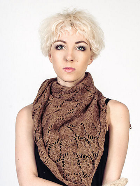 Ravelry: Leaf Scarf pattern by TOFT