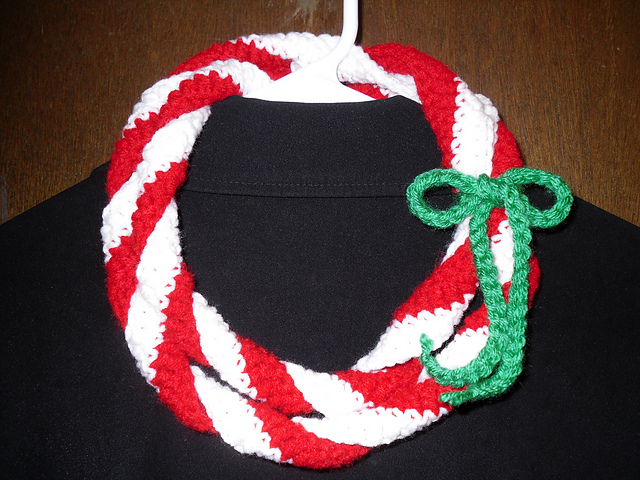Ravelry: Infinite Candy Cane pattern by Dody Hall
