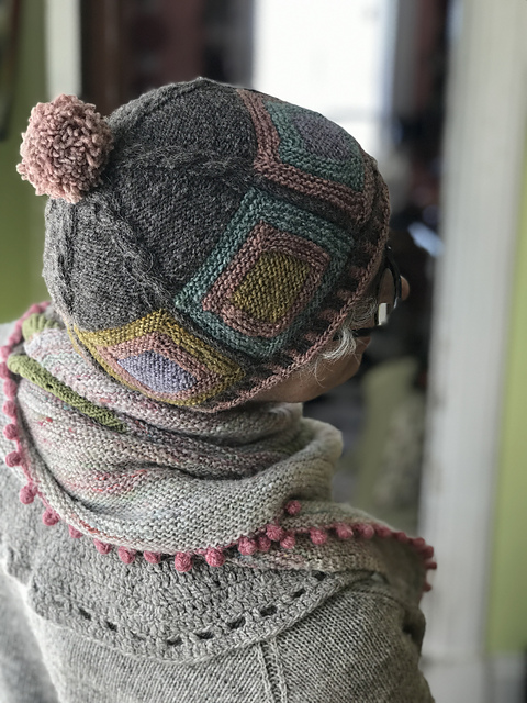 Ravelry: The Log Cabin Hat pattern by Anna Shoub