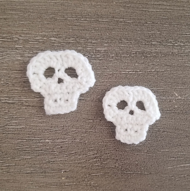 Ravelry: Skull Applique pattern by Michele Webb