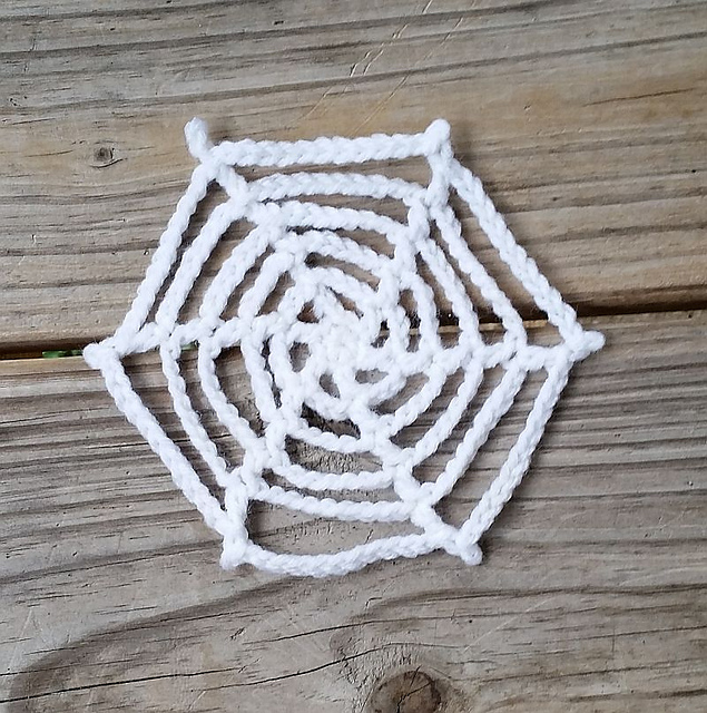Ravelry: Spider Web Applique pattern by Michele Webb