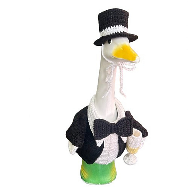 Ravelry: Sparkly Tuxedo Porch Goose Outfit pattern by Silly Goose ...