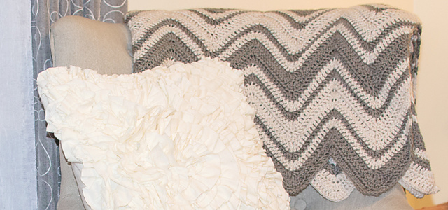 Ravelry: Chic Chevron Throw pattern by The Ginger Hooker