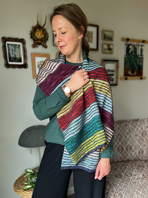 Ravelry: CADENCE wrap pattern by Margaret