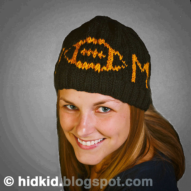 Ravelry: Football Fan Hat pattern by Heidi Arjes