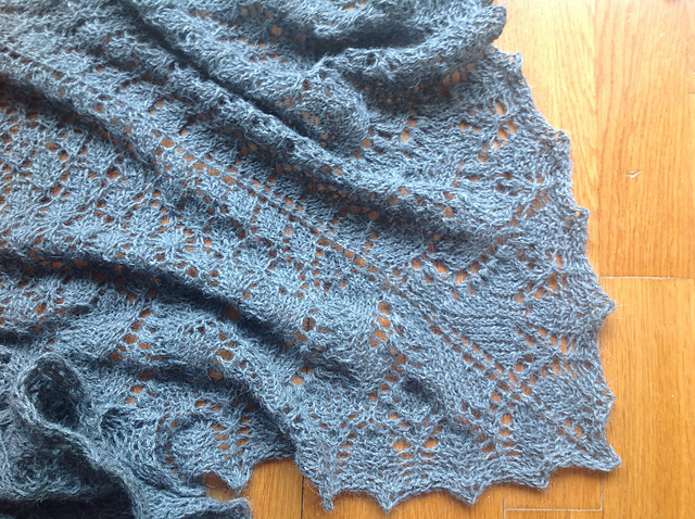 Ravelry: helenaz's Swallowtail Shawl