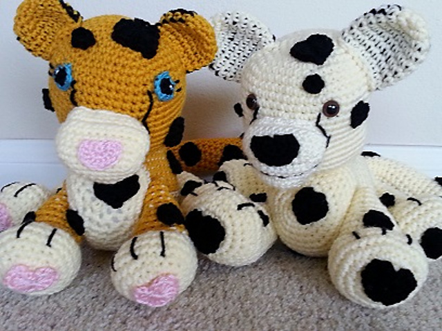 Ravelry: Cute Cheetah pattern by Helen Brady