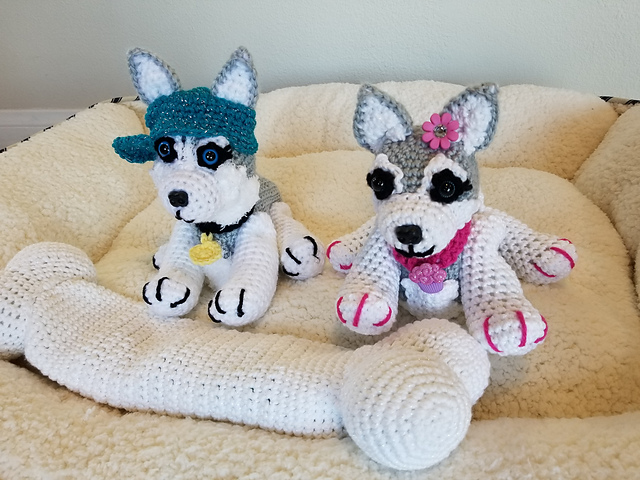 Ravelry: Extra Small Amigurumi Siberian Husky Dog pattern by Helen Brady