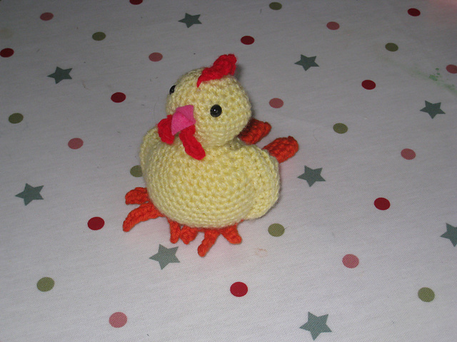 Ravelry: Mrs Buff-Orpington pattern by Nicki Trench