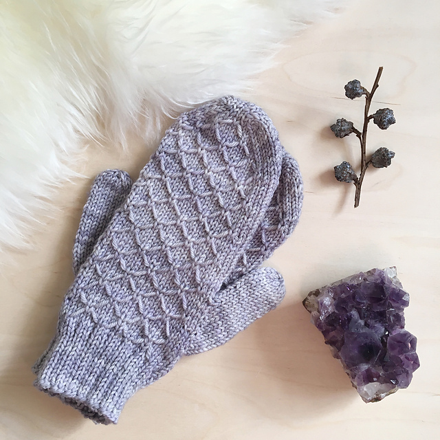 Ravelry: Moonstone Mittens pattern by Woolfield - Nicole Bracey