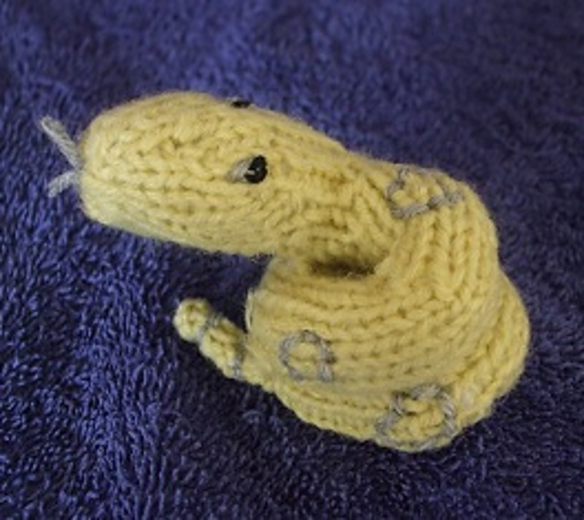 Ravelry: Susie Snake (with acorn) pattern by Hennie