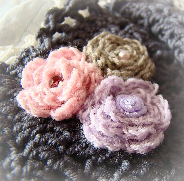 Ravelry: herzlichkreativ's Rose Warmers