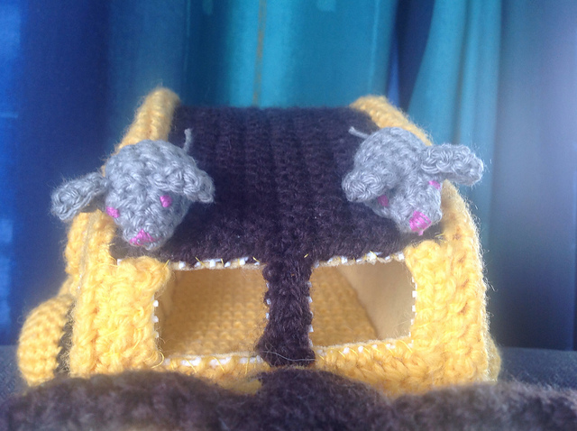 Ravelry: hesterbox's Blossom's Cat Bus