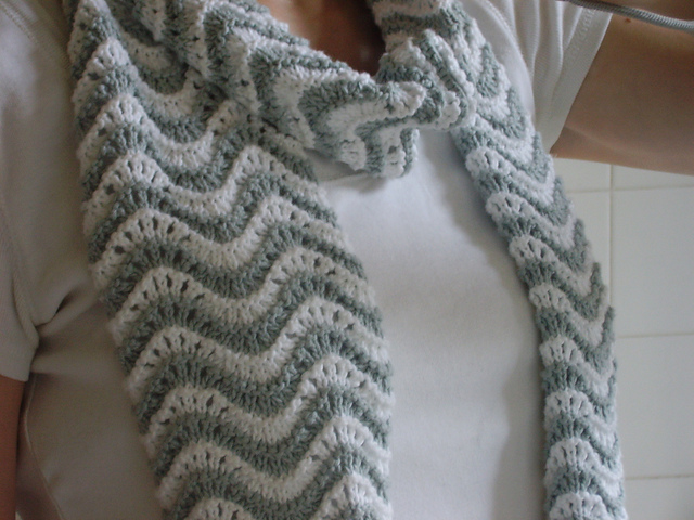 Ravelry: Lacy Scarf pattern by Debbie Bliss