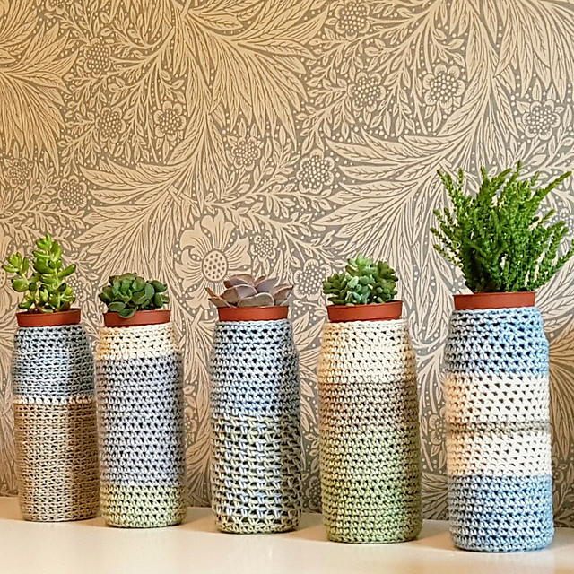 Ravelry: Olive Jar Plantholders pattern by Kim Firth