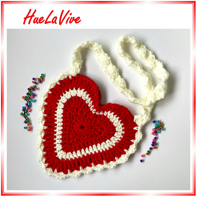 Ravelry: Heart purse pattern by Hila Lifshitz