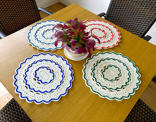 Ravelry: Oval placemat pattern by Hila Lifshitz
