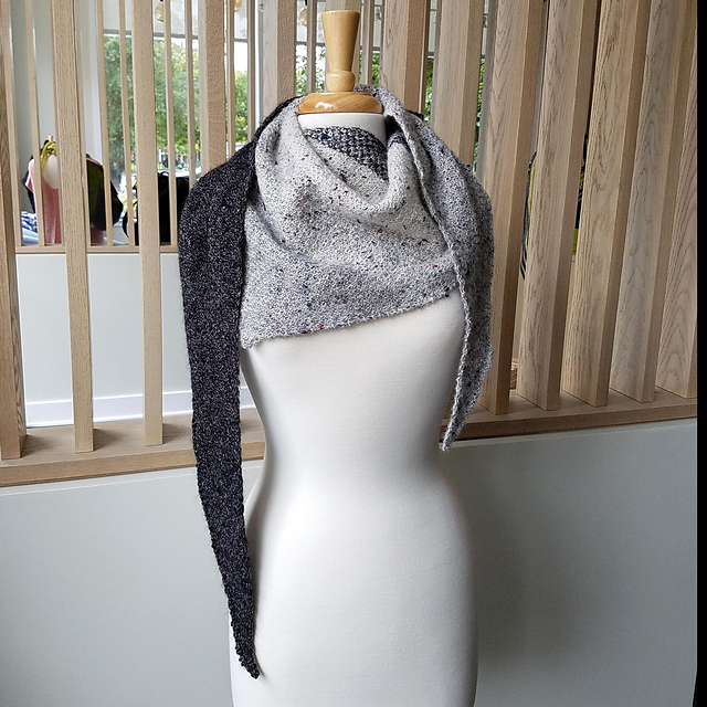 Ravelry: Speckles & Tweed pattern by Hilary Hues