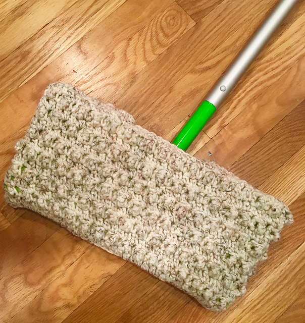 Ravelry: AyeshaKnitsToo's Eco Friendly Sweeper Dust Cover