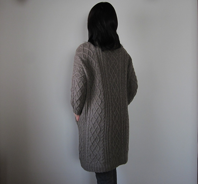 Ravelry: hiro25neko's Aran Tunic with Pockets