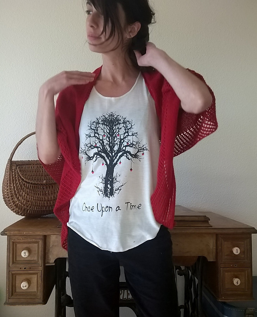 Ravelry: Madeleine pattern by Hélène Magdo