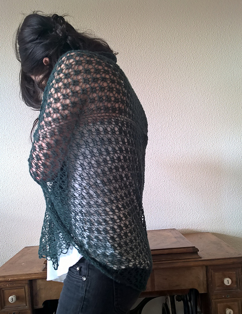 Ravelry: Golda pattern by Hélène Magdo