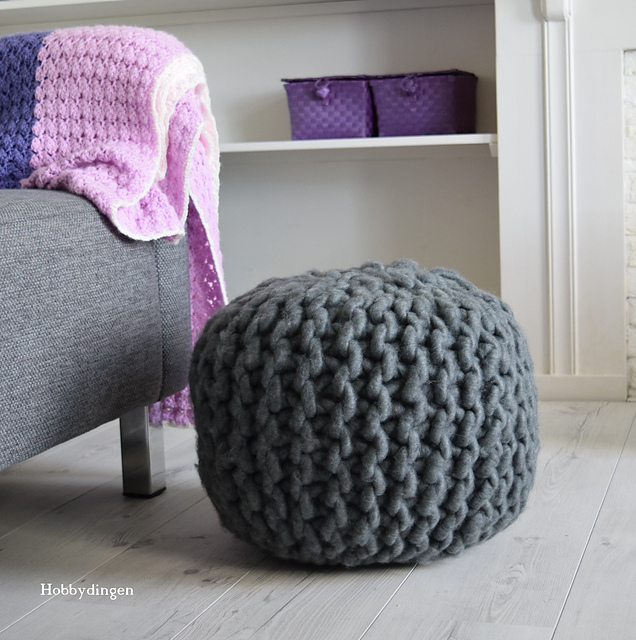 Ravelry: Pouf pattern by Hobbydingen