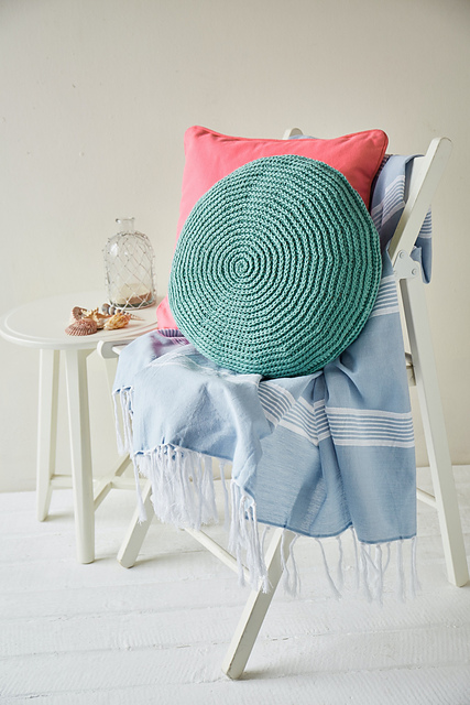 Ravelry: Seashell Cushion pattern by Hobbydingen