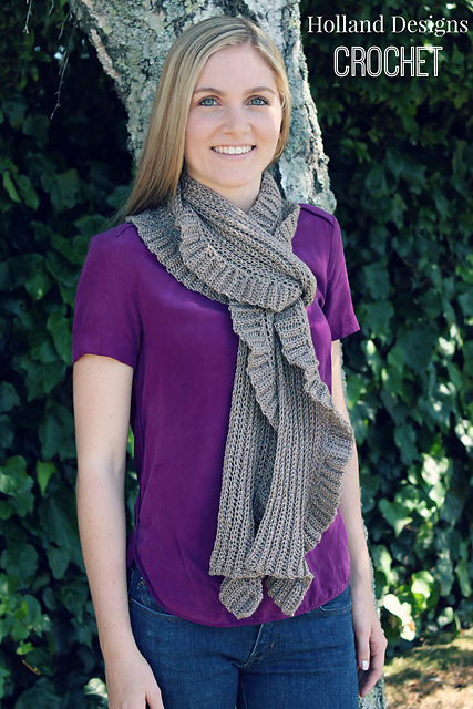 Ravelry: Subtle Ruffle Scarf pattern by Lisa van Klaveren