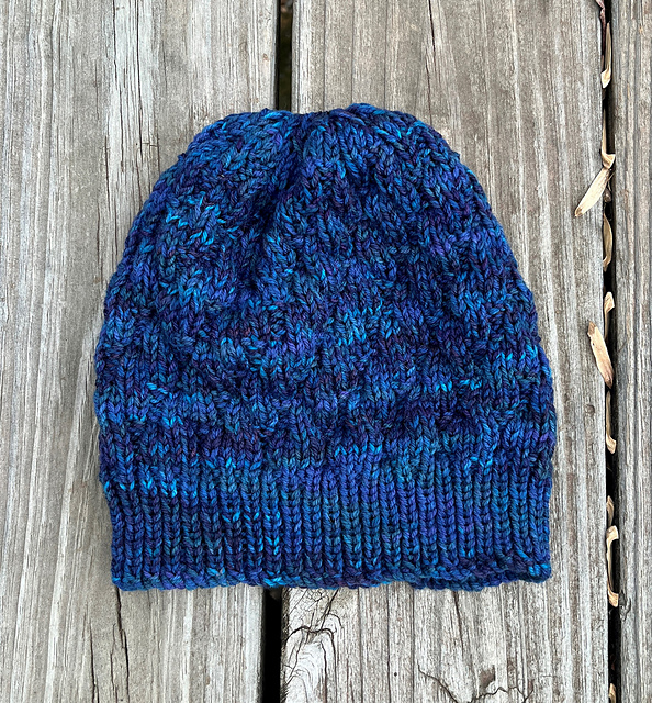 Ravelry: Swivel pattern by Holly Beemer