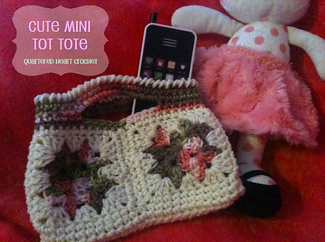 Ravelry: Cute Girls Mini Tote / Video Game Carrying Case pattern by Amy ...