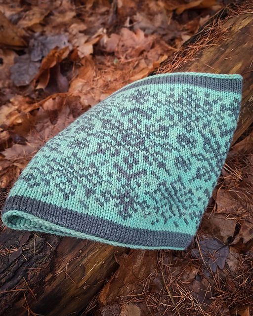 Ravelry: Diamond Snow Cowl pattern by Home of Cords