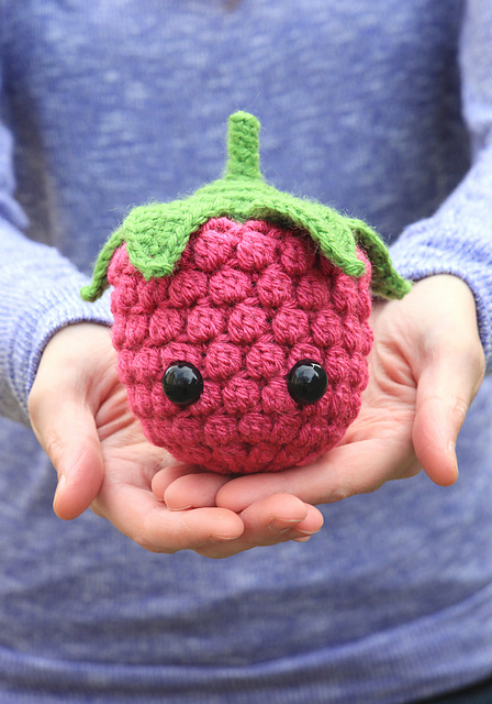 Ravelry: Meg the Raspberry pattern by Megan Barclay