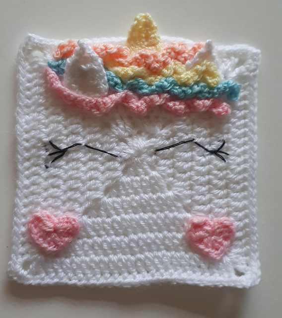 Ravelry: Unicorn Face Square pattern by Lisa Hooper