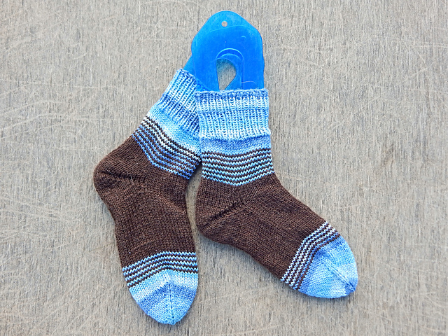 Ravelry: horoshogromko's 2018-09 Novita socks for OV