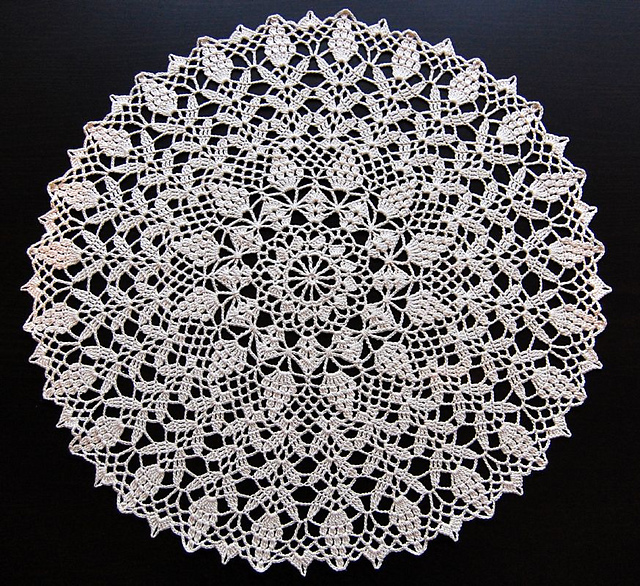 Ravelry: White Dwarf Doily pattern by Doris Chan