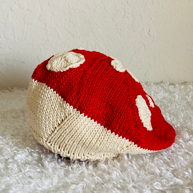 Ravelry: Toadstool Mushroom pattern by Hannah Rosanelli