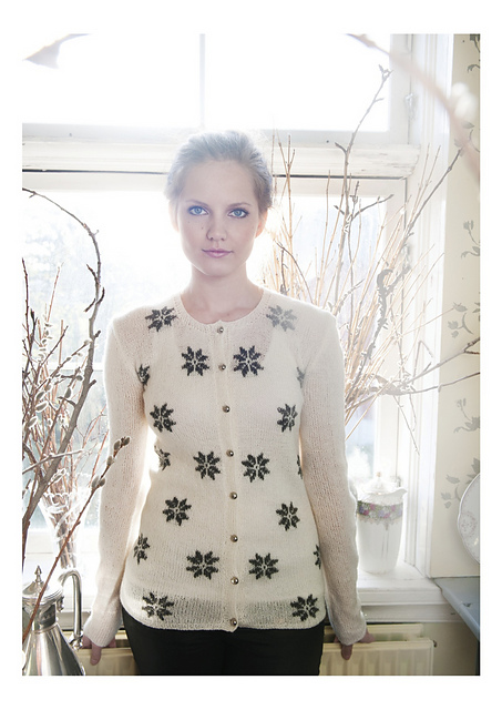 Ravelry: Faroese Star pattern by Tóra Joensen