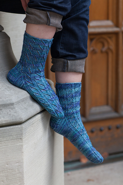 Ravelry: Polyommatus argiolus Sock pattern by Hunter Hammersen