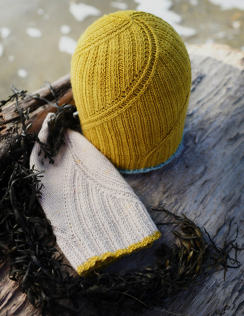 Ravelry: Penchant pattern by Hunter Hammersen