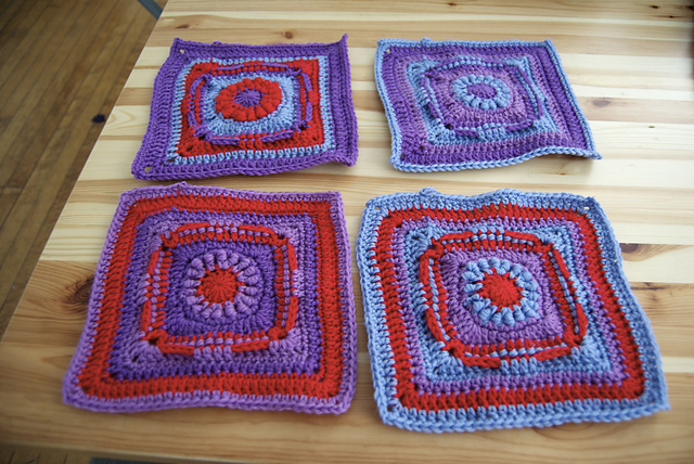 Ravelry: MaggieMenzel's Hybrid Peas Blanket Squares