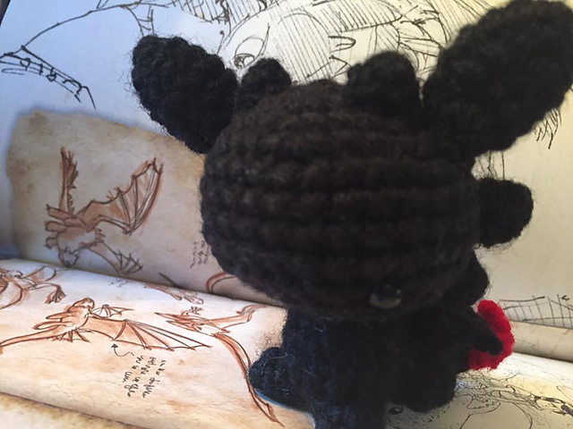 Ravelry: Chibi Night Fury pattern by iMeru