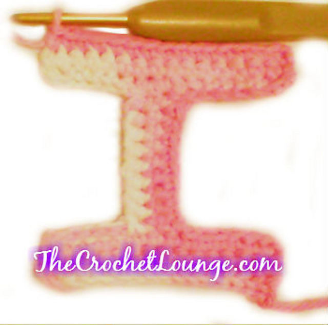 Ravelry: Block Capital Letter I pattern by "e" Lee