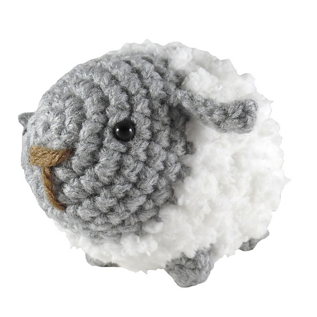 Ravelry: Fluffy Sheep pattern by i crochet things