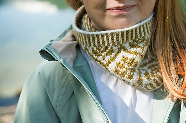 Ravelry: Lille Rimfrost pattern by Bladet garn