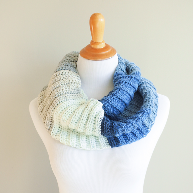 Ravelry: Modern Cowl pattern by Ideal Me