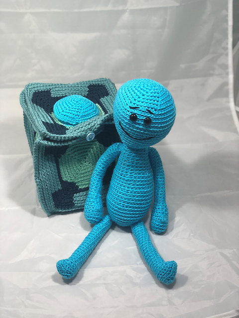 Ravelry: Mr. Meeseeks, Meeseeks Box (Rick & Morty) pattern by Nicole Ball