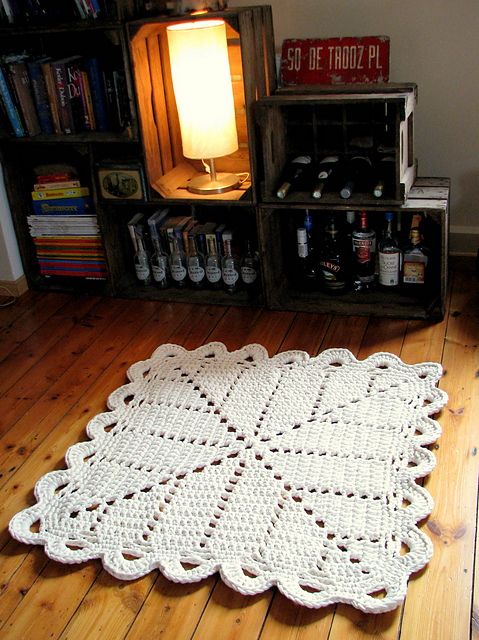 Ravelry: ihanitse's Grannifus Maximus aka Granny Square Rug