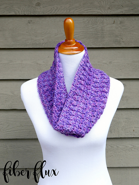 Ravelry: Moonflower Cowl pattern by Fiber Flux / Jennifer Dickerson