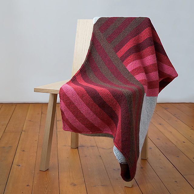 Ravelry: Ribbon Throw pattern by illitilli